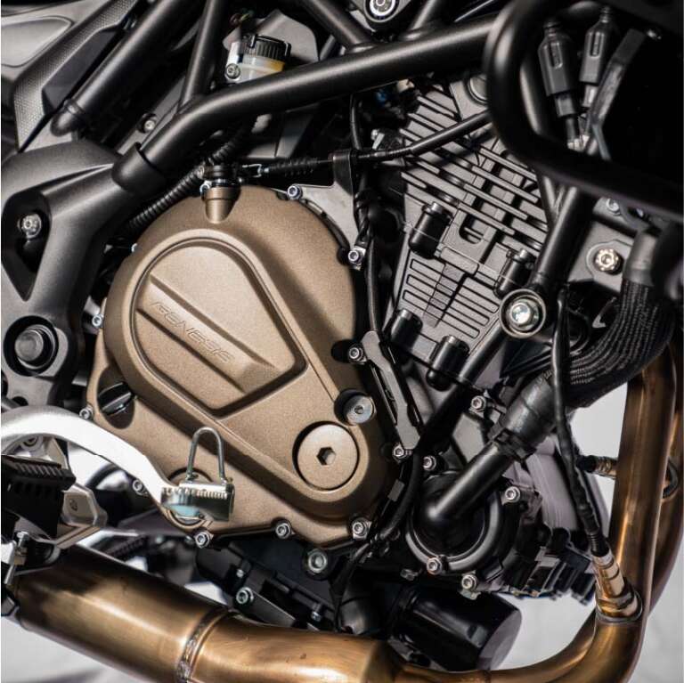 GXT-700 - Motomundo